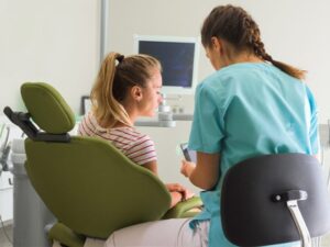 Fear Of Moths(Mottephobia): Causes, Symptoms, Treatments - PsychoTreat